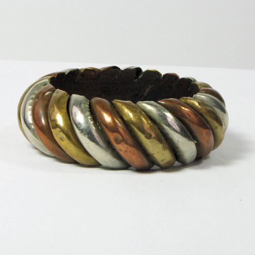 70s Metal Bangle – Via Davia Vintage