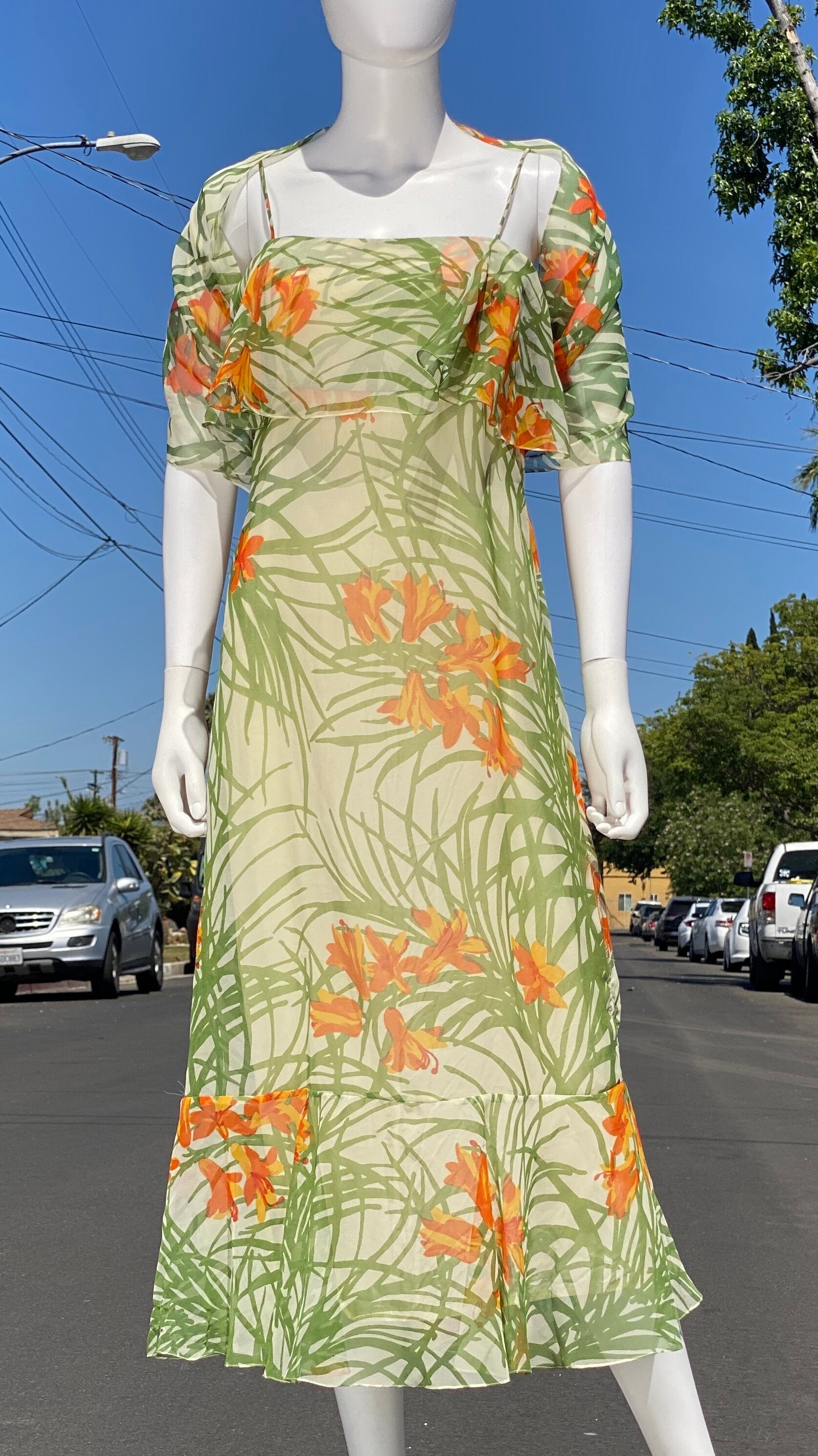 Anthony Mutto Floral Set – Via Davia Vintage